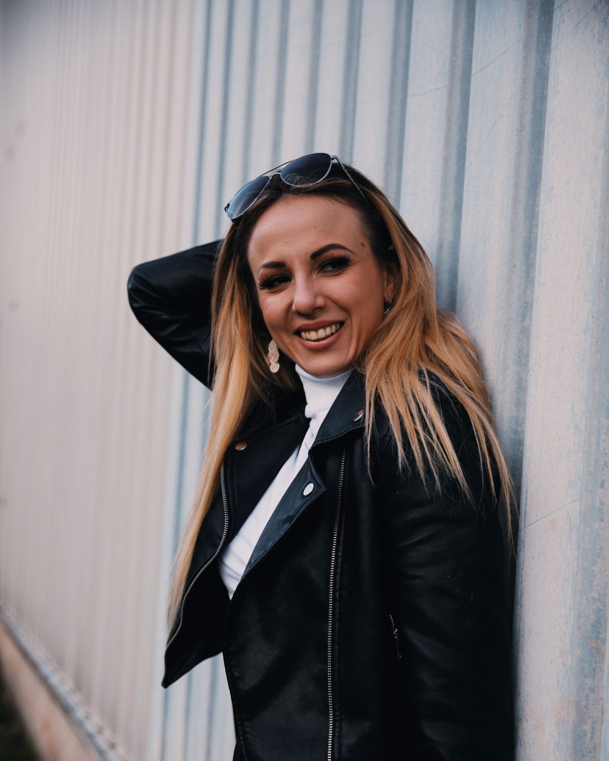 BARBARA BURNETT – Singer – Songwriter